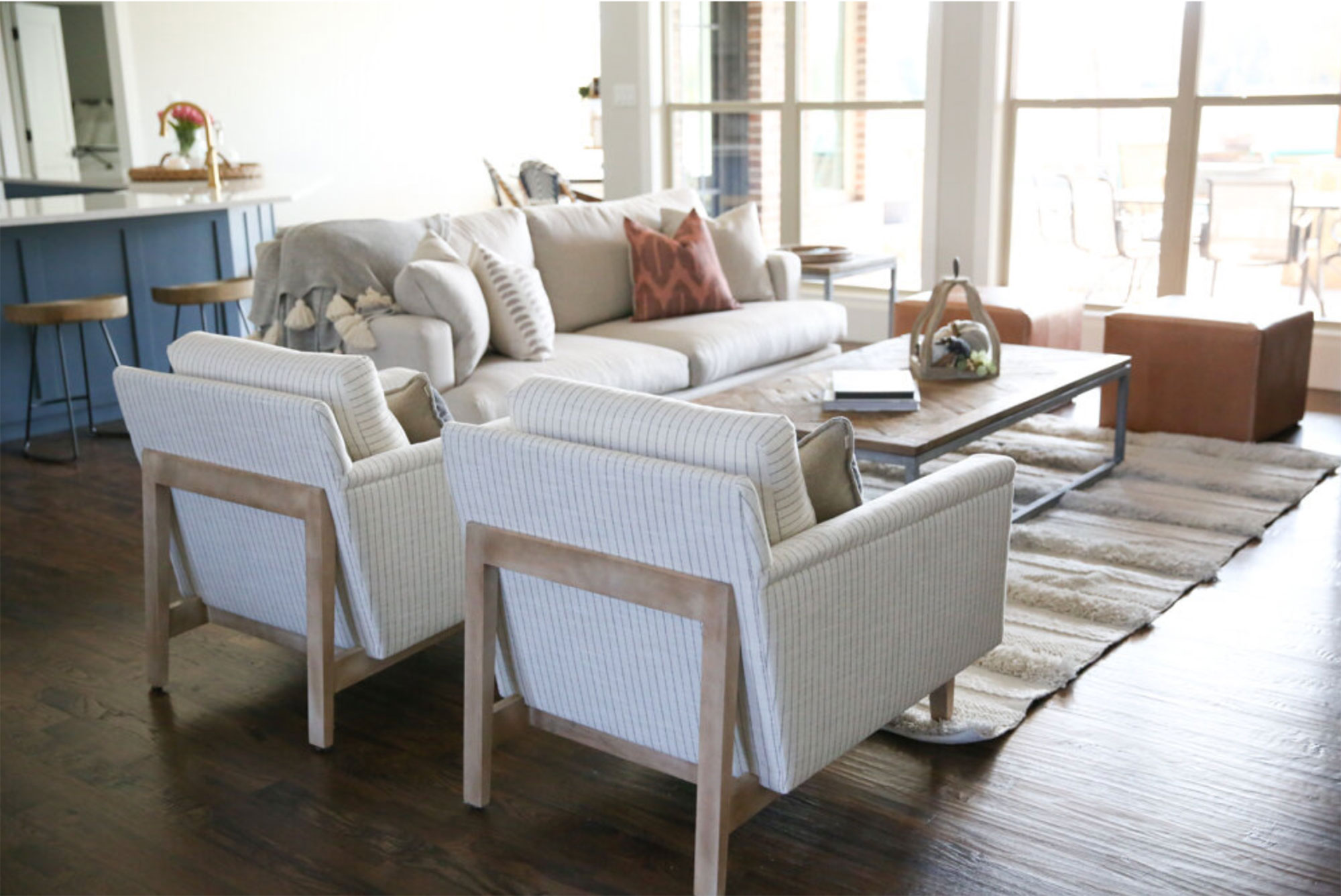 House Sprucing - Rowe Stands with Small